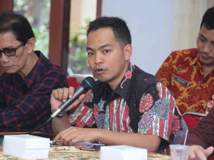Respon Aturan Baju Adat Jadi Seragam, DPRD Jateng Beri Catatan Penting - Indoraya News