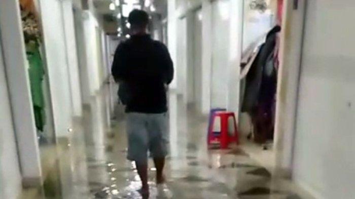 Saluran Air Tersumbat Sampah, Basement Pasar Johar Terendam Banjir ...